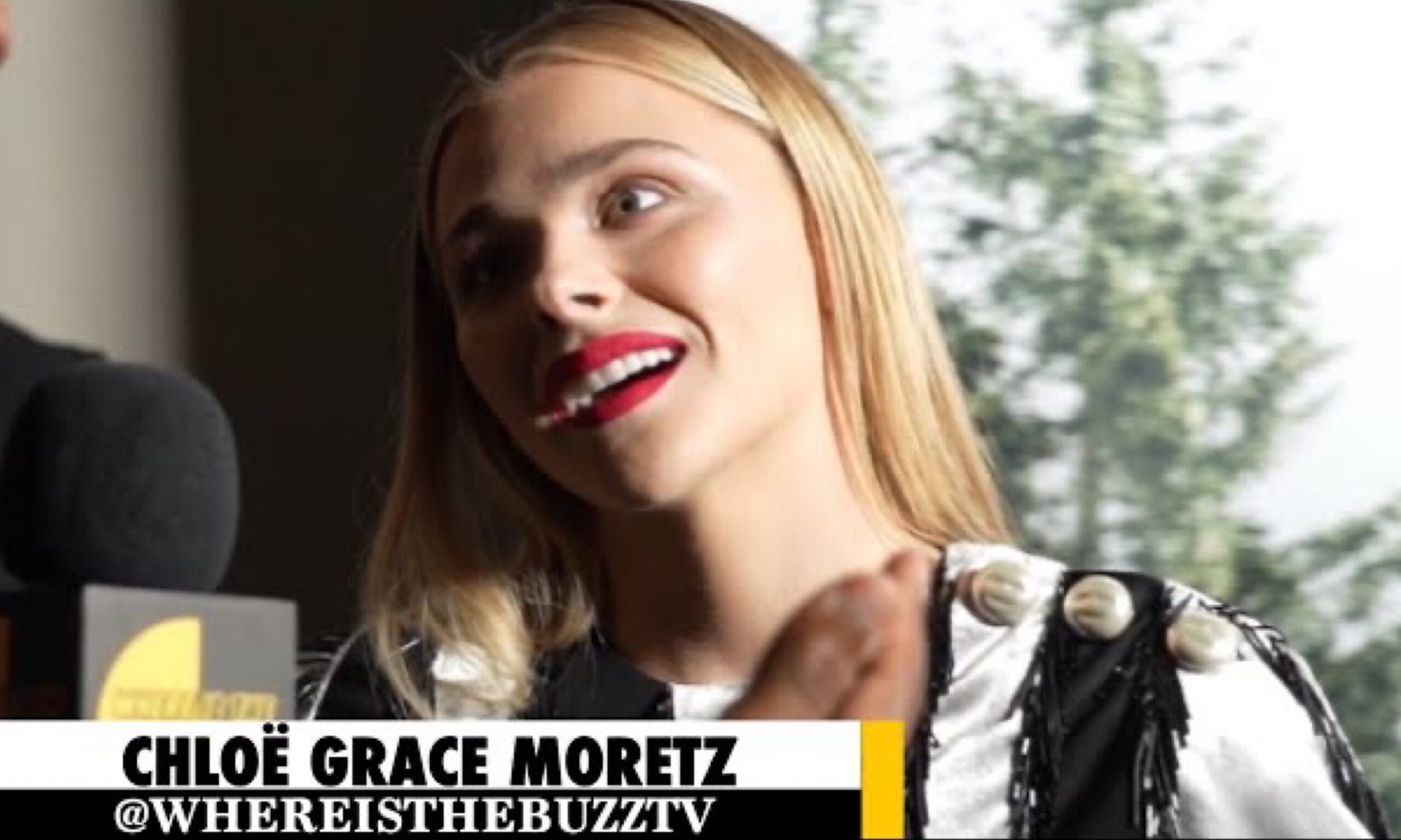 MOTHER/ANDROID PREMIERE INTERVIEW: Chloë Grace Moretz, Raúl Castillo ...